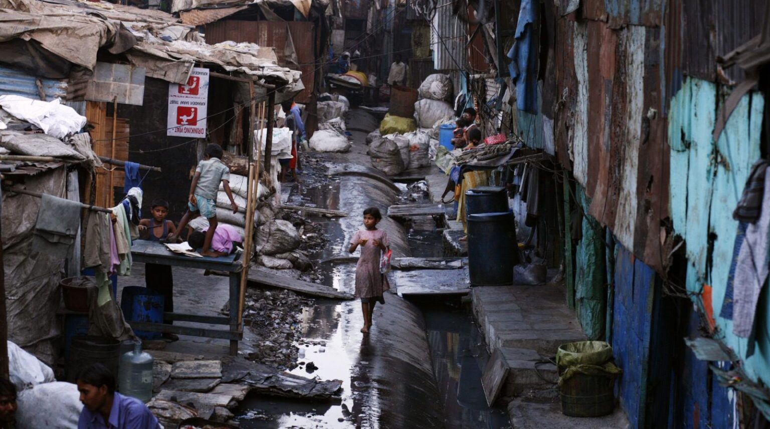 15 Interesting Facts About Dharavi: Asia's Largest Slum In Mumbai ...